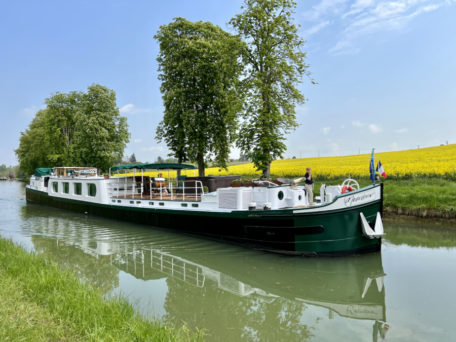 Upper Loire Valley Barge Cruise Takes It Slow & Easy